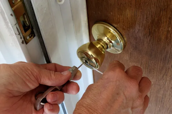 KM Locksmith Adelaide | About Us | Local Locksmith in Adelaide
